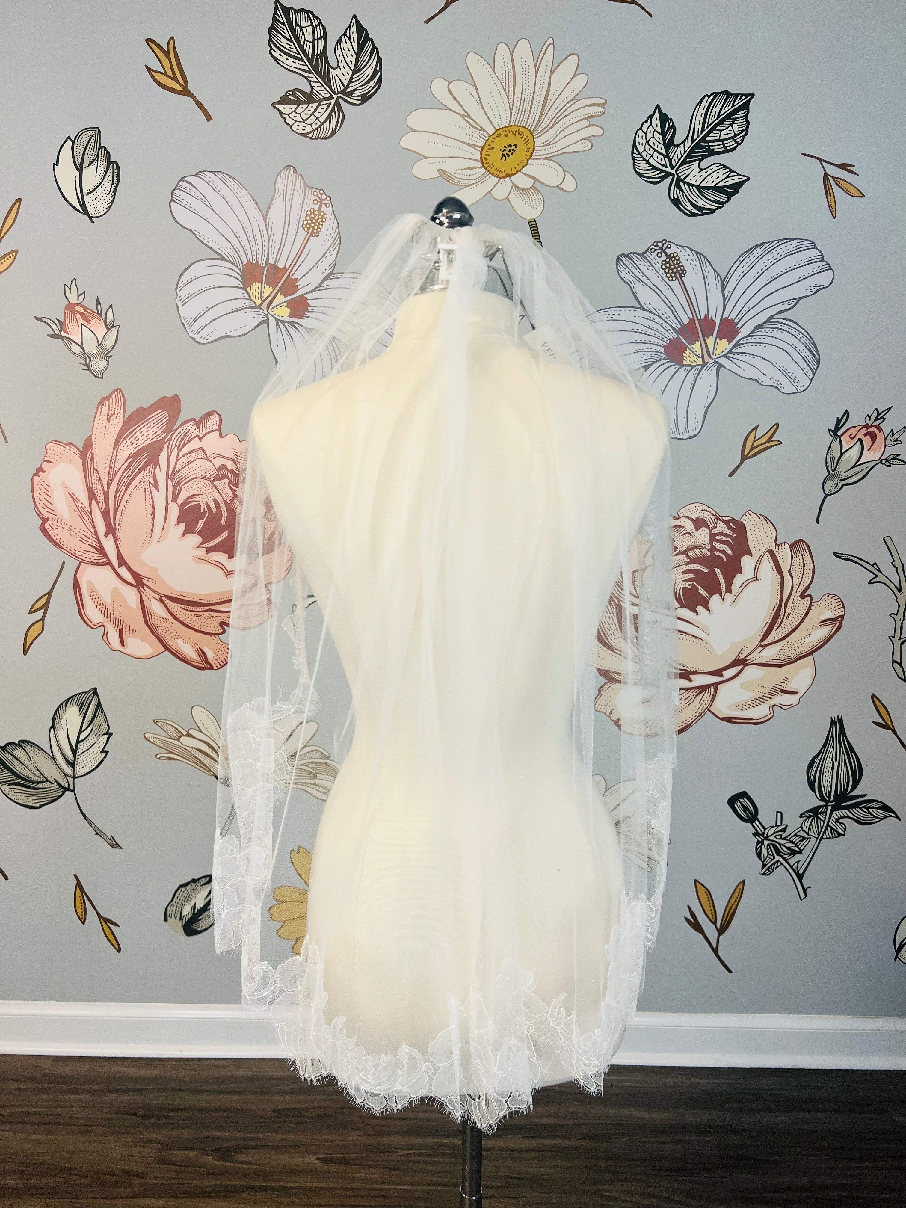 The Ina Veil – Pomp and Port