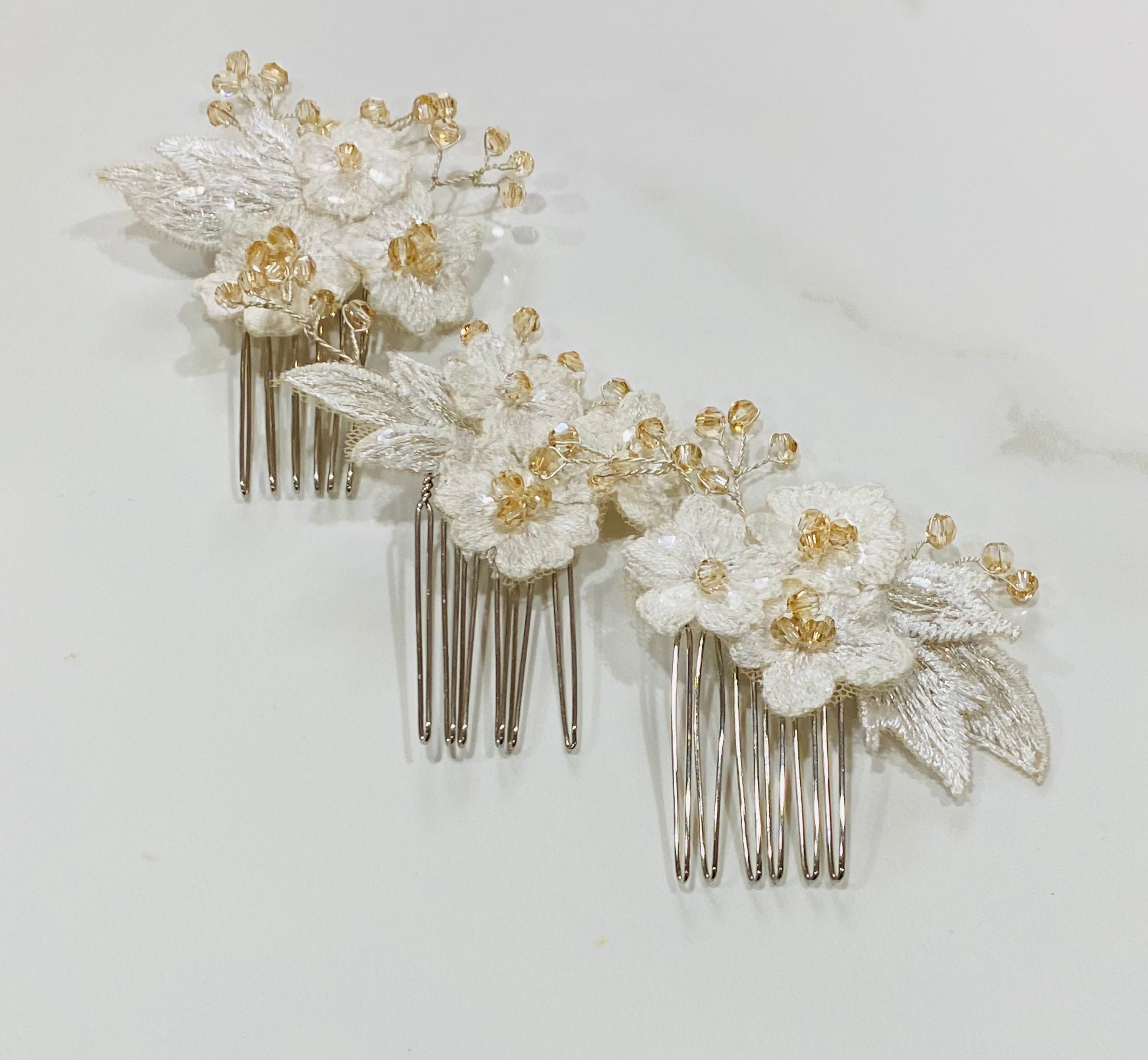 Veil Trends 'Suva ' Miniature Hair Combs – Pomp and Port